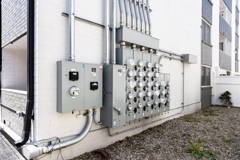 Commercial Multifamily Renovations and Apartment Remodeling